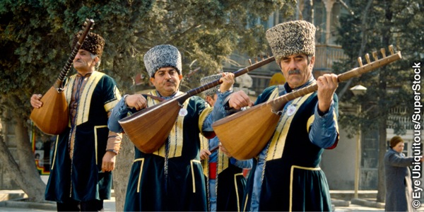 Una visita a Azerbaiyán — BIBLIOTECA EN LÍNEA Watchtower